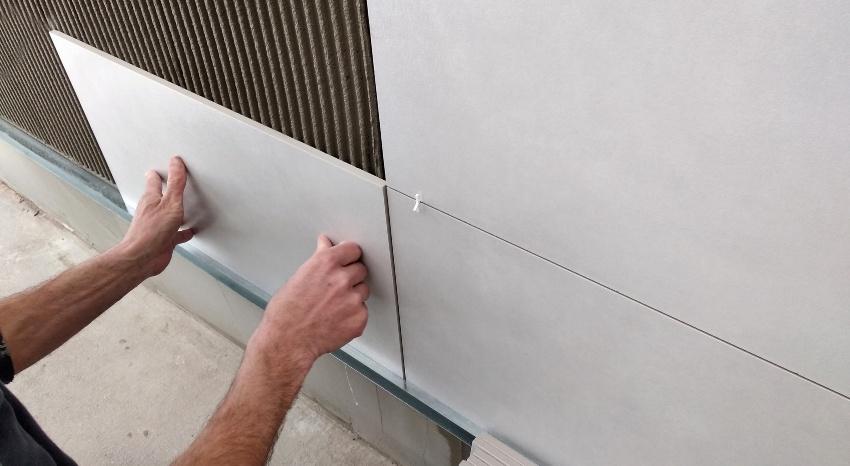 Fliesen verlegen an der Wand - Fliesen-Onlineshop24 Magazin